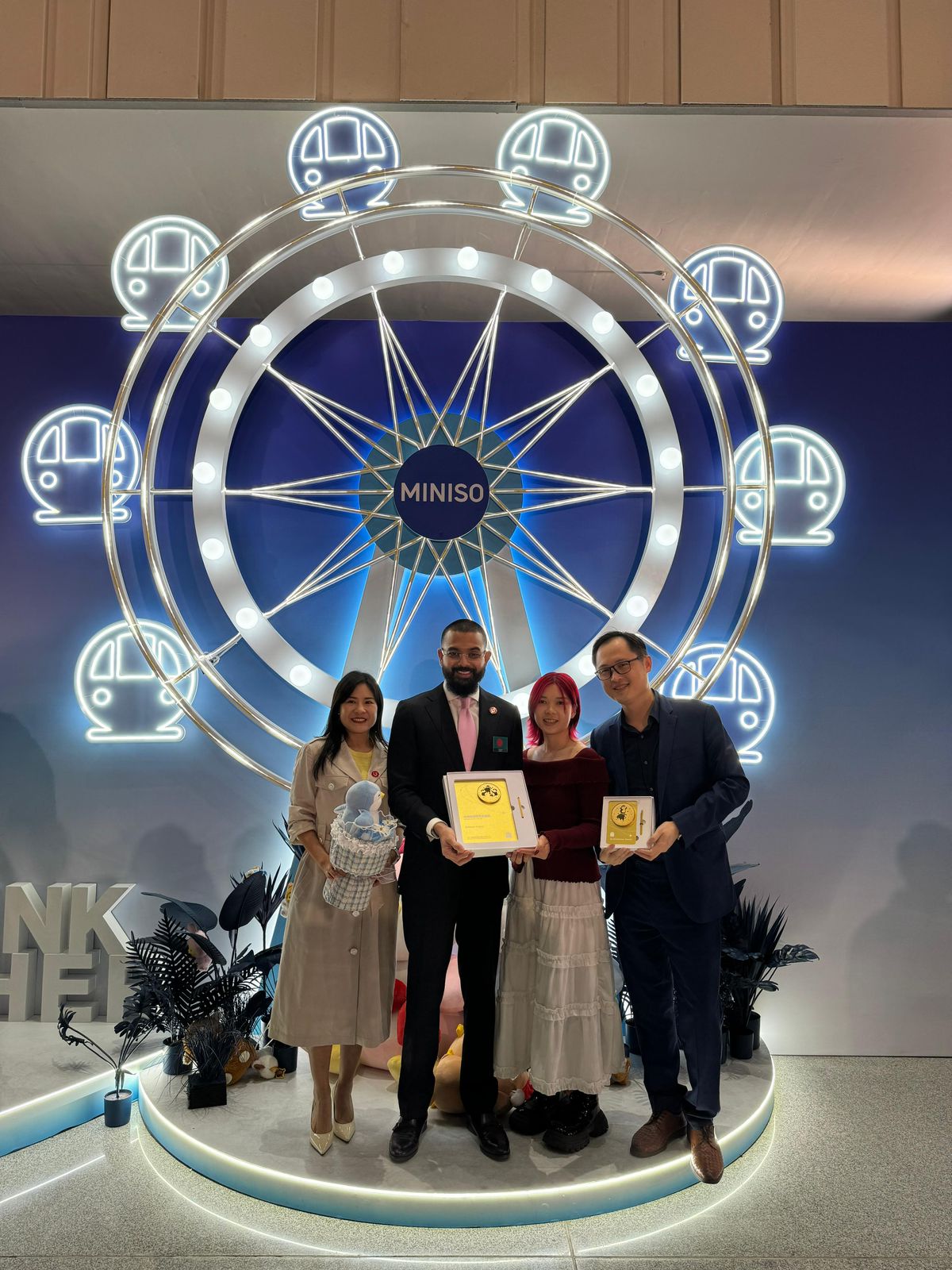 Miniso Bangladesh wins the prestigious Top 100 Stores Award amongst ...